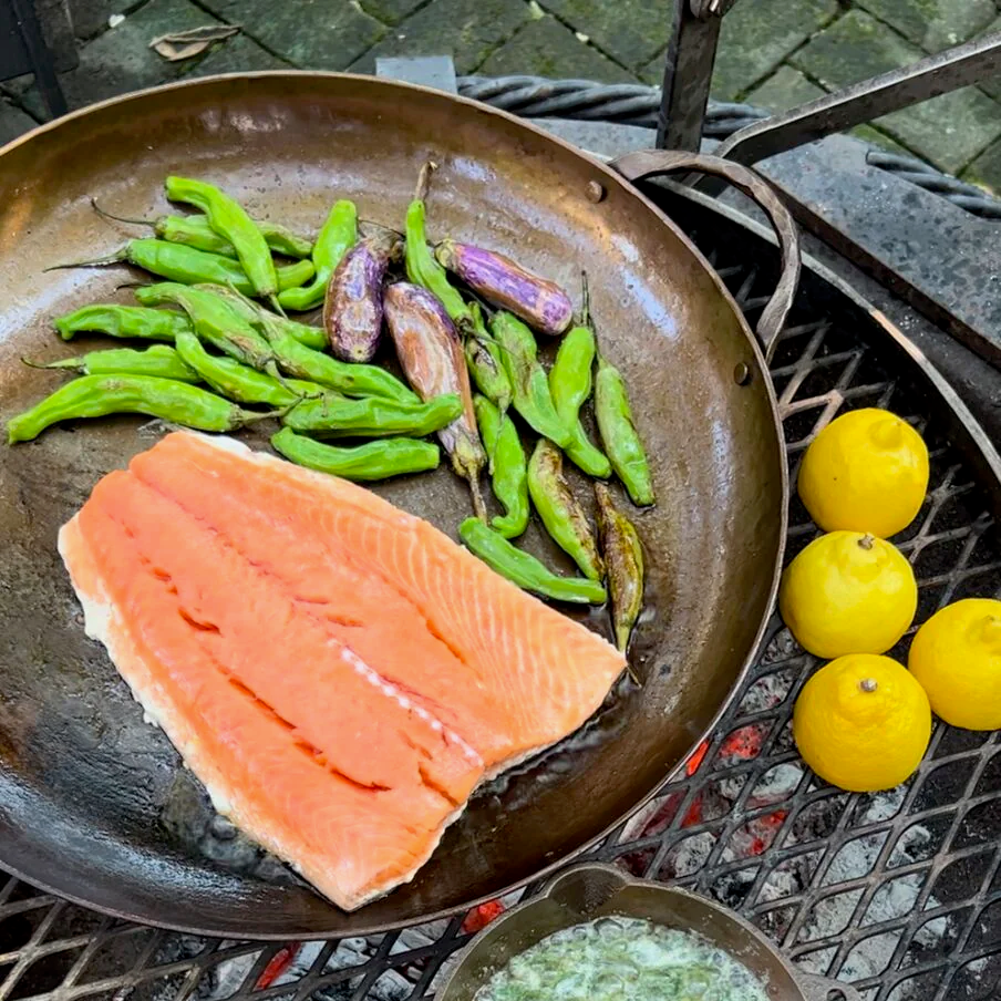 Friday Fish Dinner with Abundant Seafood – Smithey Ironware